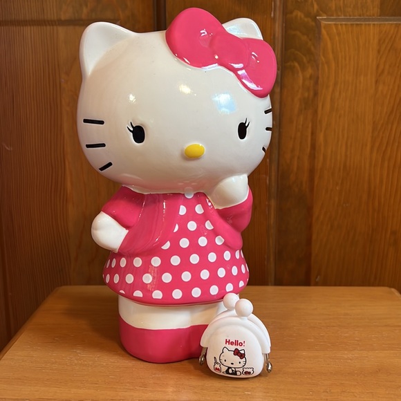 Sanrio | Toys | Euc Hello Kitty 85 Piggy Bank Ceramic Coin Bank Pink ...